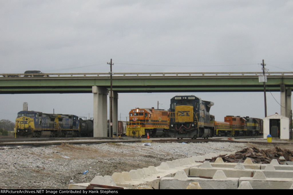M&B interchange train at Montgomery and CSX MofW